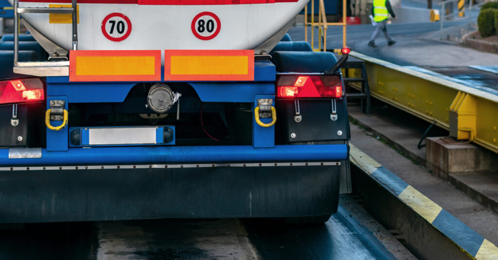 5 Signs You Need To Upgrade Your Truck Scales